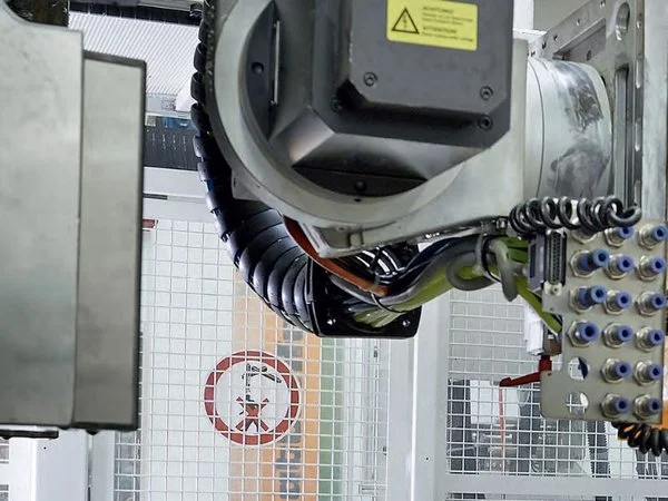 Custom plastic trays - reusable solution for automation & storage | Utz ...